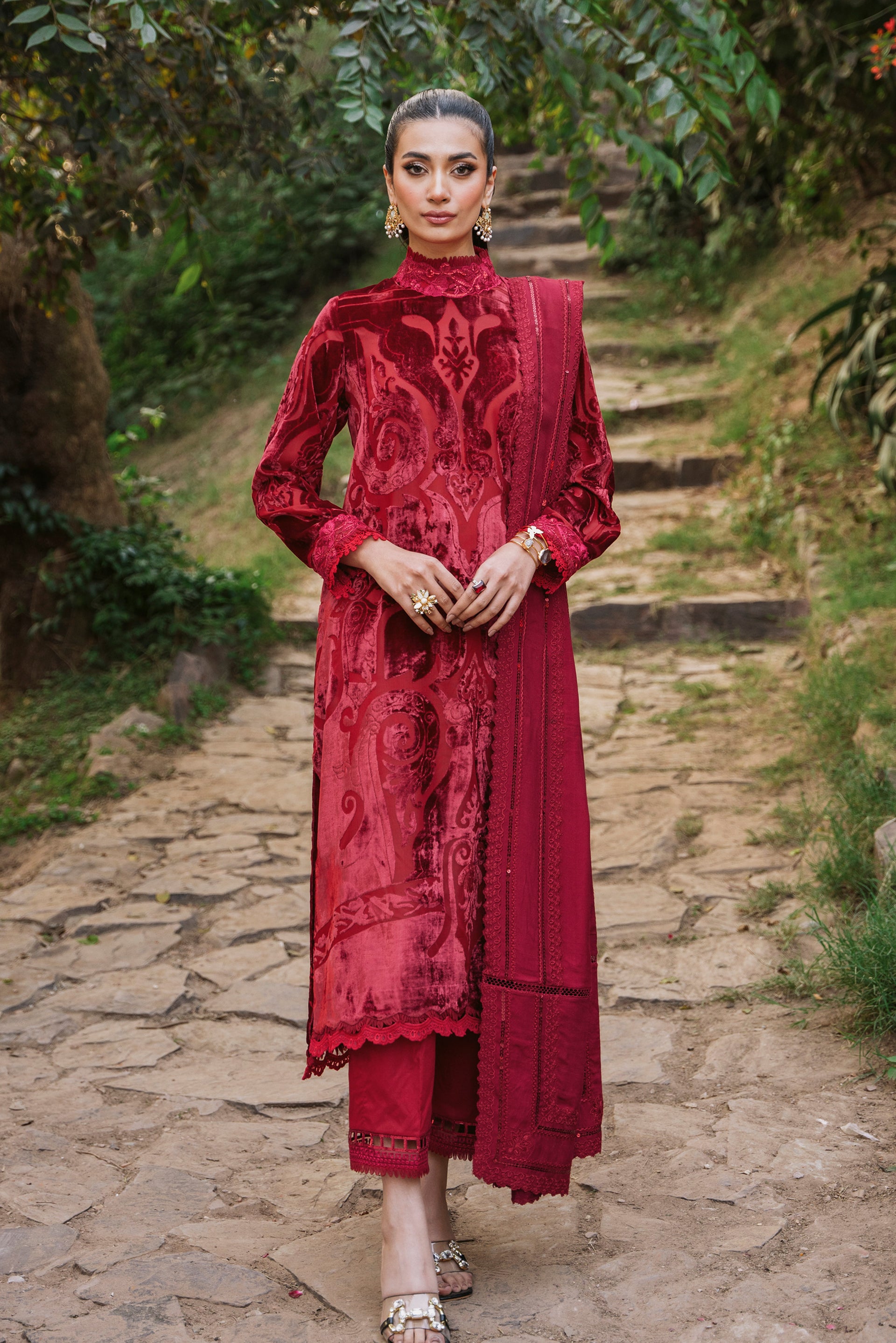 Sable Vogue | Best Women Clothing Online Store in Pakistan